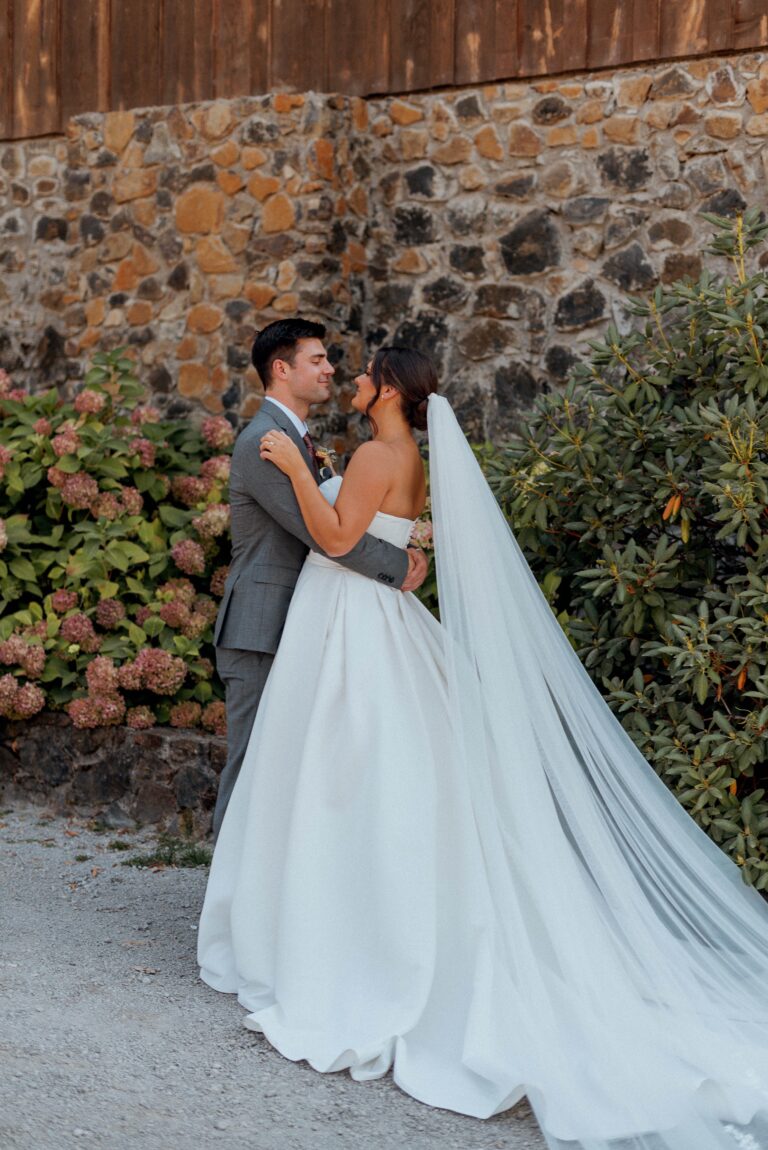 A Tuscany-Inspired Maysara Winery PNW Wedding | sierrarosephotography.com