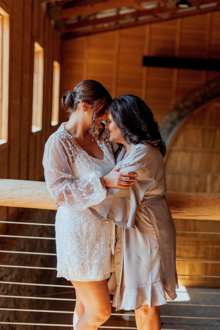 A Tuscany-Inspired Maysara Winery PNW Wedding | sierrarosephotography.com